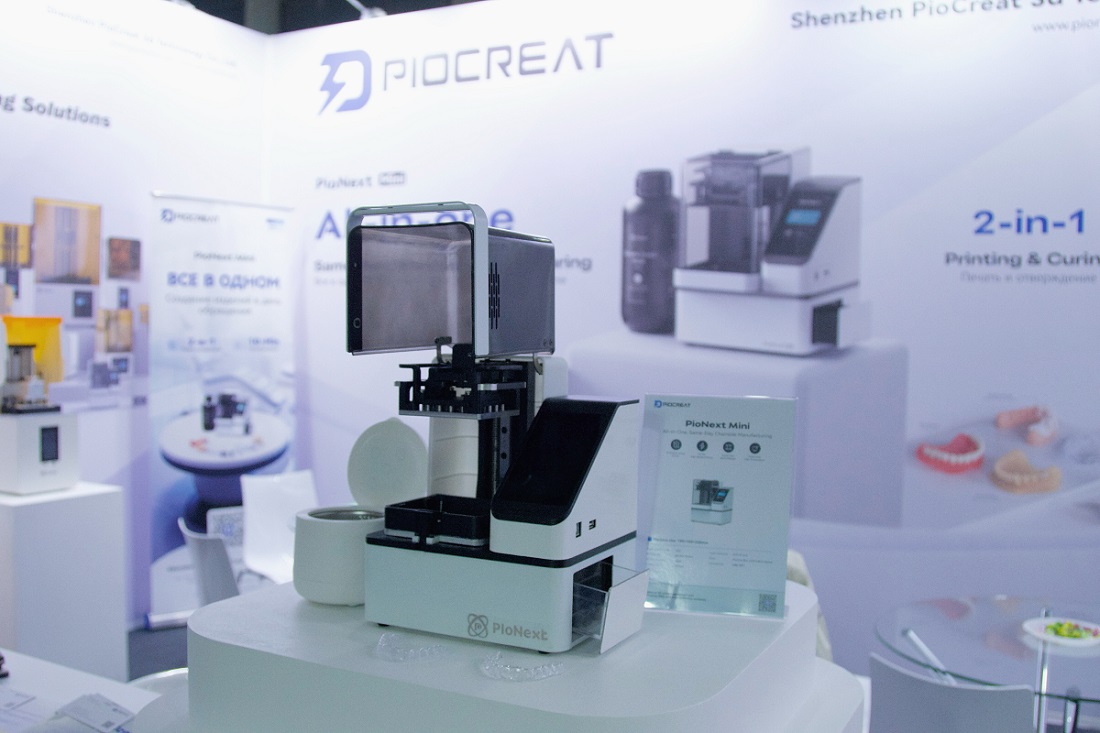 PioCreat Debuts PioNext Mini at 2025 Moscow Dental Expo - PioCreat 3D